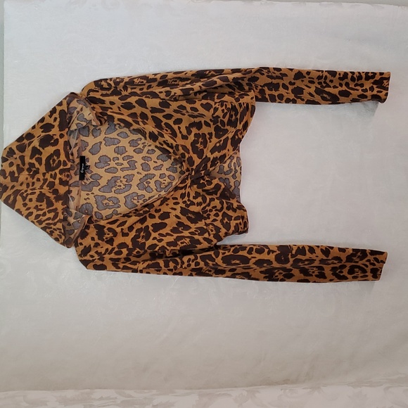 Express | Tops | Sz Large Express Leopard Print Cropped Shrug Hooded ...